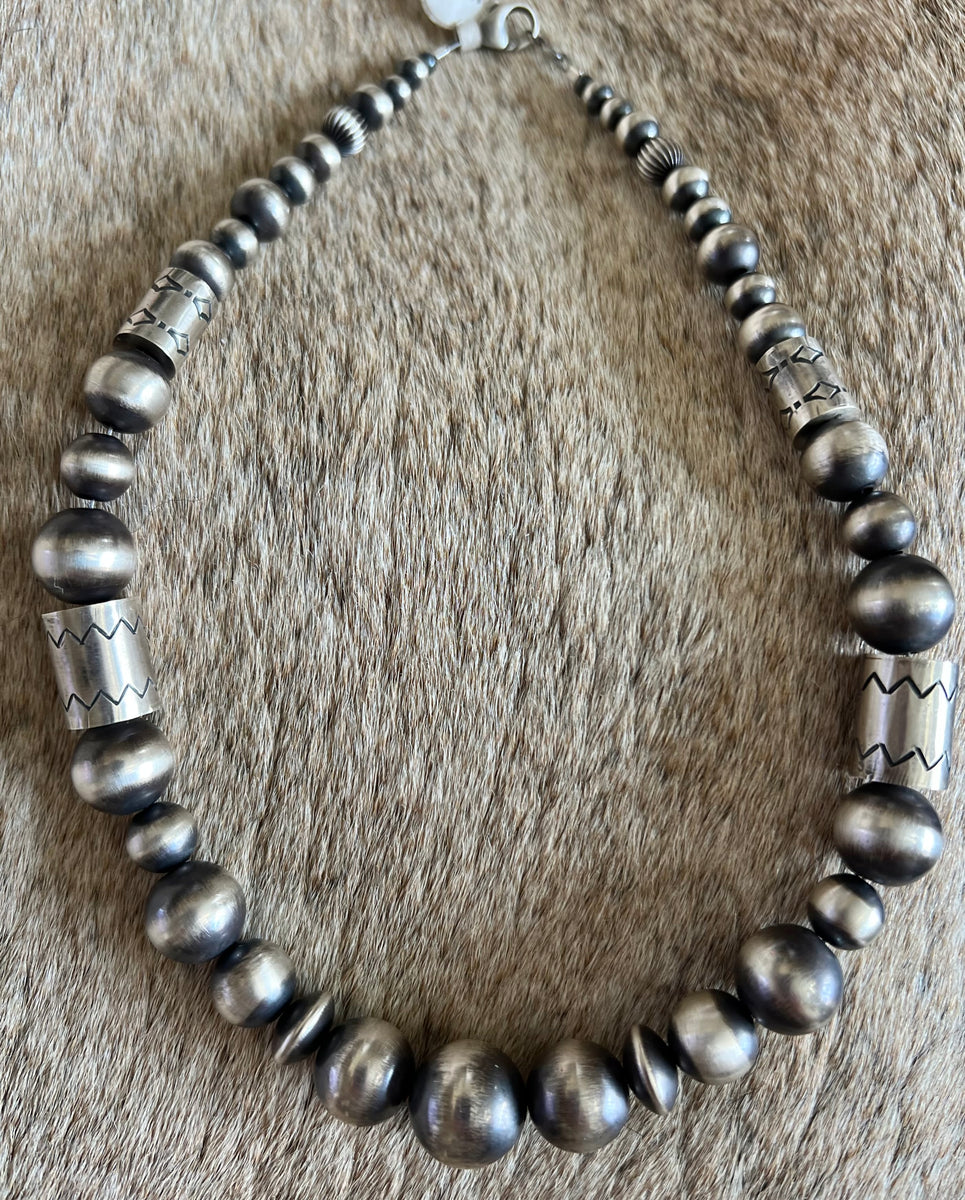 Vangie Touchine 18" Handmade Barrel, Saucer, & Beaded Necklace| Classy ...