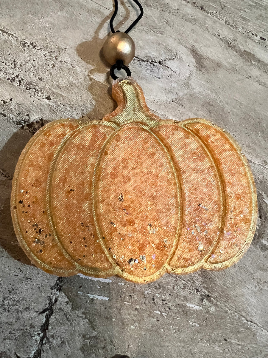 *Queen Bee Pumpkin Freshie| Classy Farm Girl